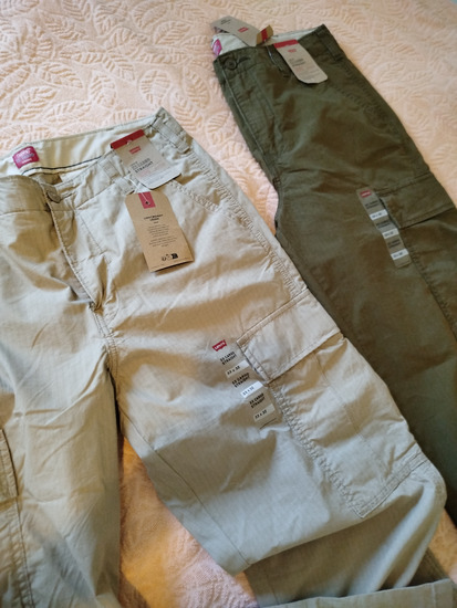 Levis cargo pantakone dzeparice SA ETIKETOM 33