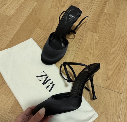 Crne sandale Zara