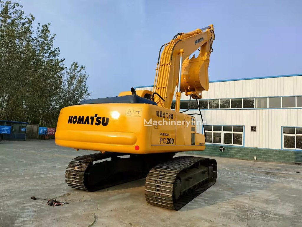Komatsu pc200-6 bager guseničar