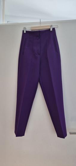 Zara ljubicaste pantalone