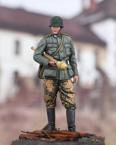 The Bodi Miniatures 35231 Waffen SS Soldier (WW II) #3 - 22. SS-Freiwilligen Kavallerie-Division 'Maria Theresia'