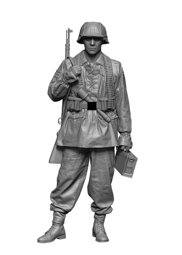 H3MODELS 16145 German WW2 Waffen SS Soldier (1 Figure)