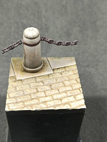 VG DioModels 64329 Bollard Base