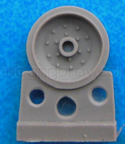 OKB Grigorov S72048 Wheels for T-34,10 bolts, late production,smooth bandage
