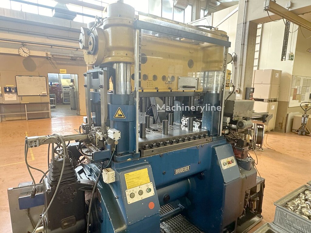 Bruderer BSTA 60 HSL koordinatno probojna presa