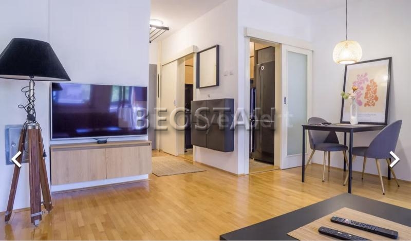 Novi Beograd - Blok 61 novogradnja #63596 700 €