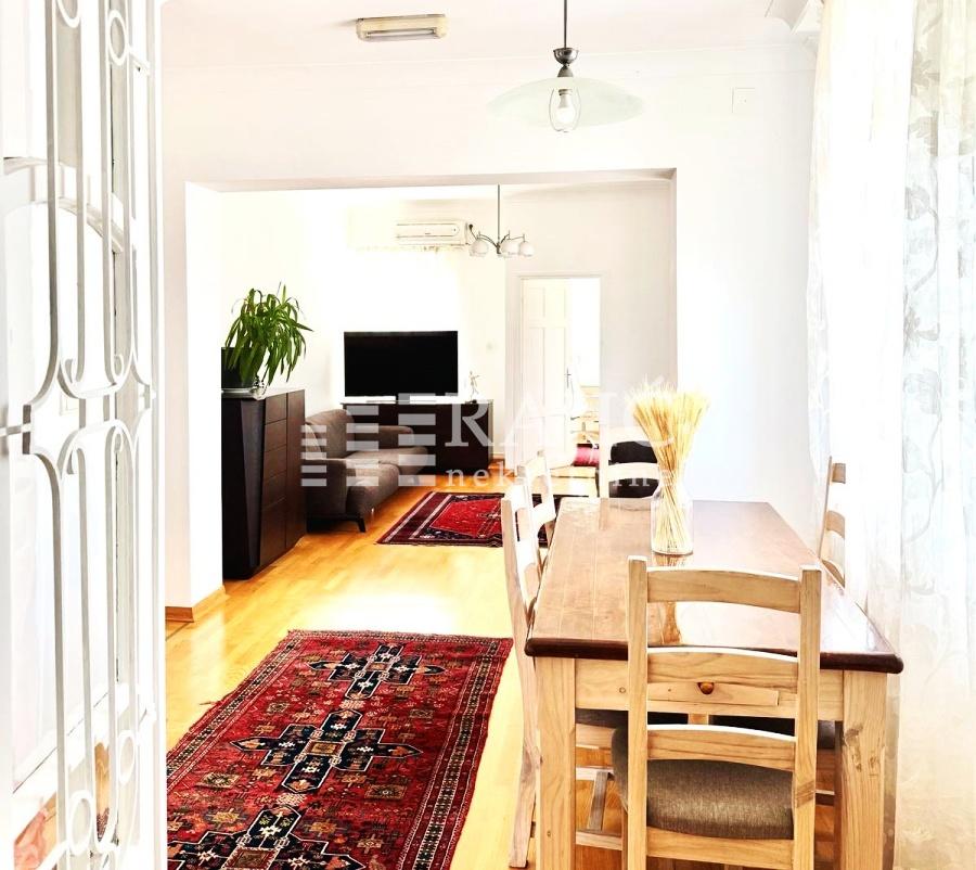 Centar,Trg Republike, Kolarčeva,100 m2,4.0 #4260 1.200 €