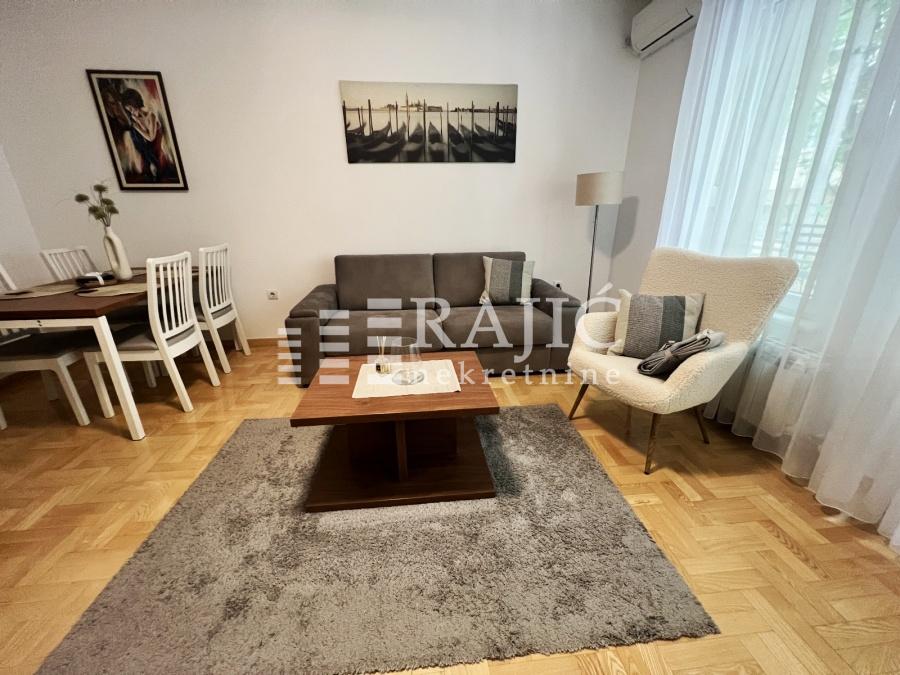 Vračar, Prote Mateje,50 m2,2.0 #4264 900 €