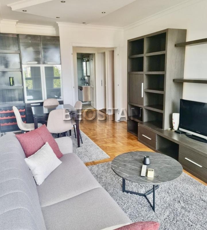 Centar - Vracar crveni krst #63576 650 €