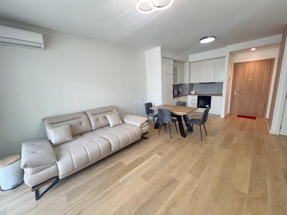 BW Queen's park, odmah useljiv ID#4064 1.800 €