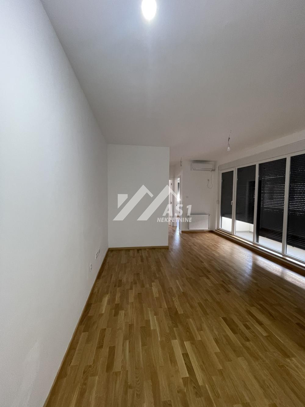 PRODAJE SE TROSOBAN STAN U CENTRU ID#3141 175.000 €