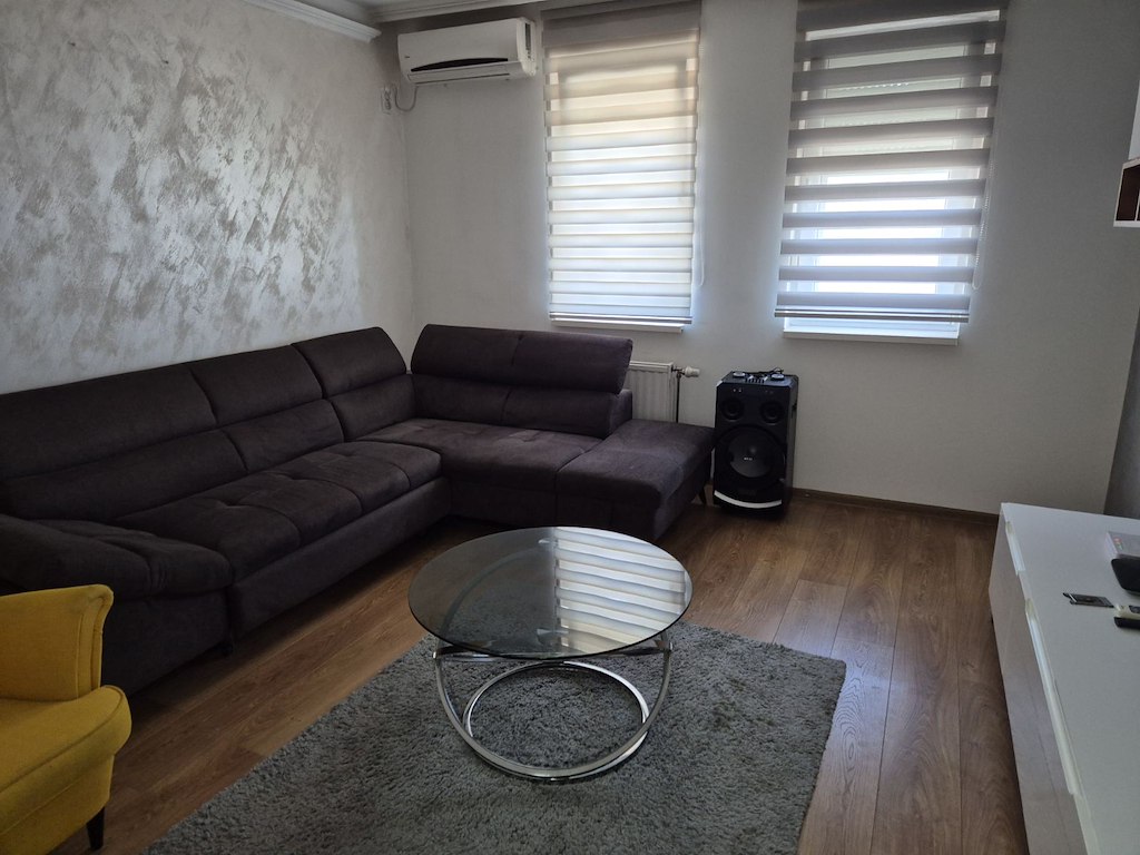 Stan Kertvaroš ID#877
123.000 €