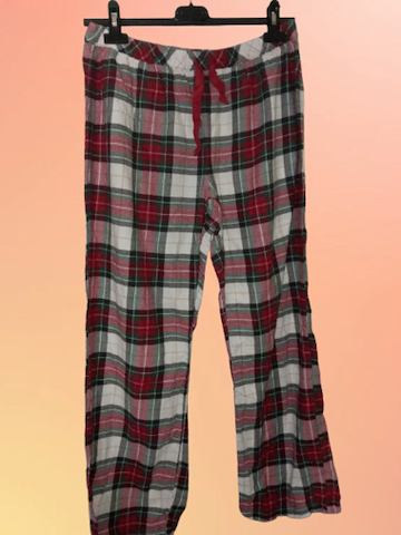 ❤️LEPA KARIRANA PIDZAMA❤️NOVO-L-XL