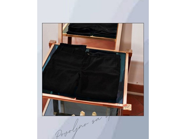 5.4.2. Crne ženske pantalone M