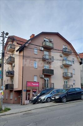 Garsonjera u zgradi kod Maxia