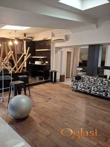 CENTAR ULICNI LOKAL