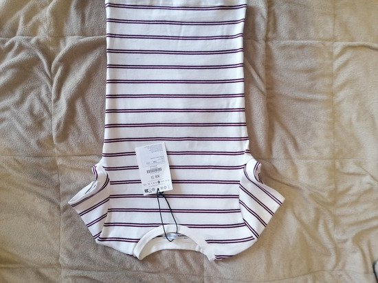 Bershka majica nova xs