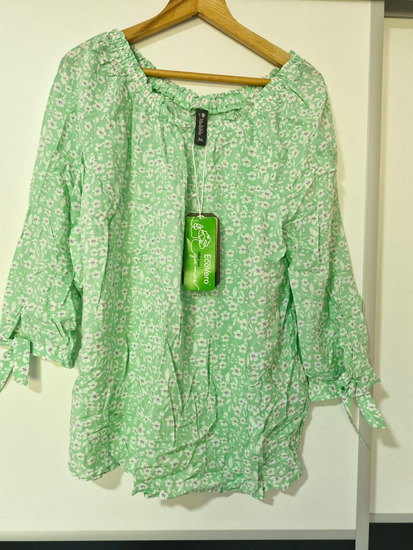 Bluza sa etiketom