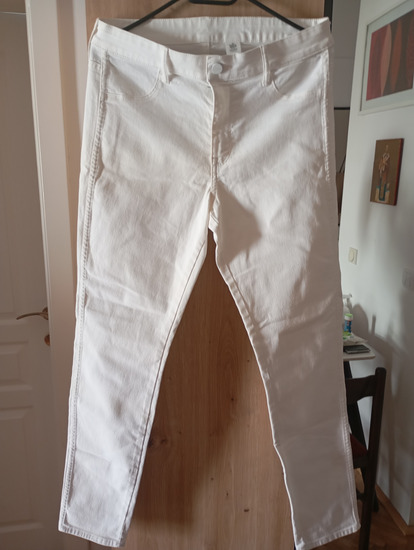 Bele pantalone