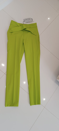 PS pantalone nove sa etiketom