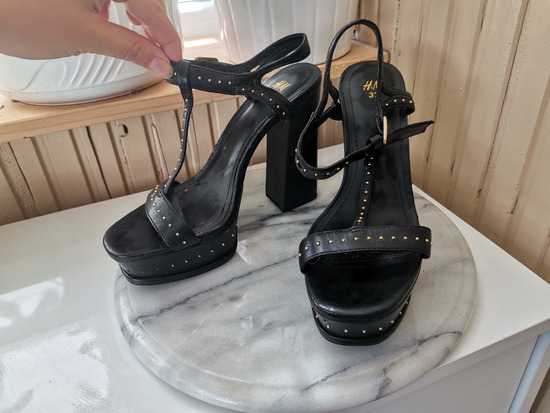 H&M stikle 37
