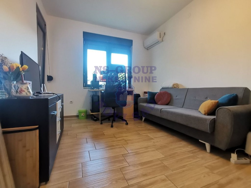 Jednoiposoban, 37m2 Somborski Bulevar