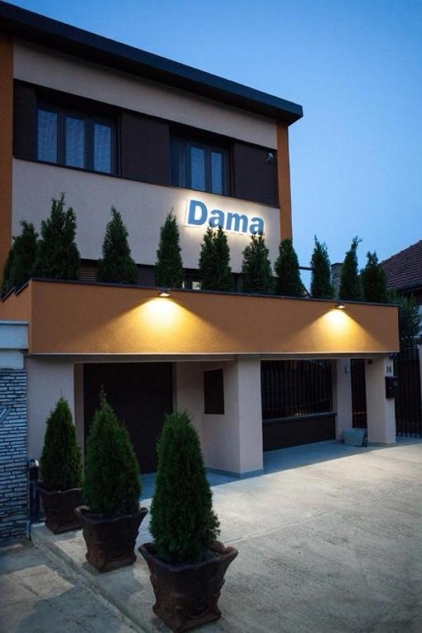 Hotel na prodaju "Dama Apartmani" Novi Sad Bačka ulica