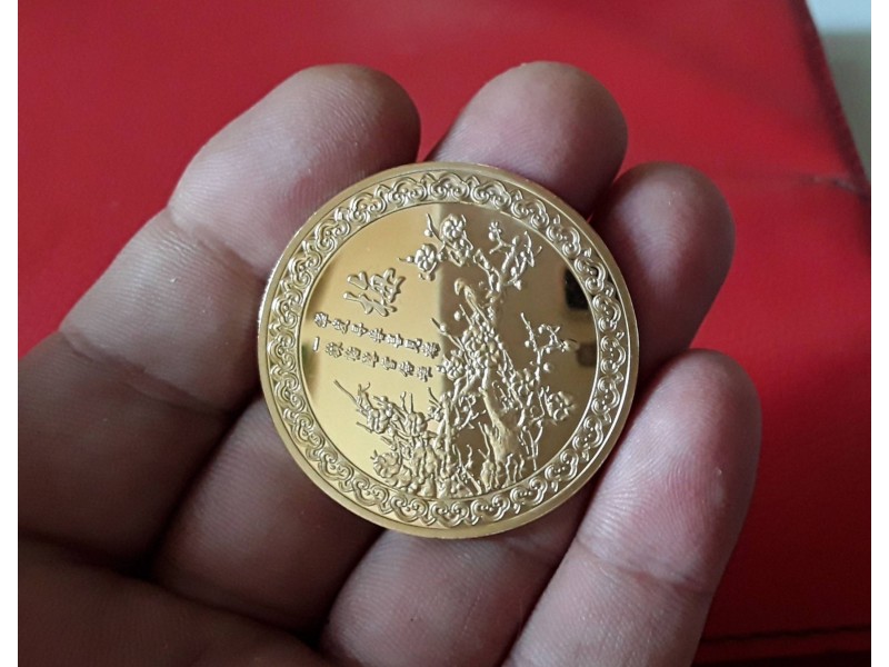 Kineska kovanica, novcic oko 4 cm.