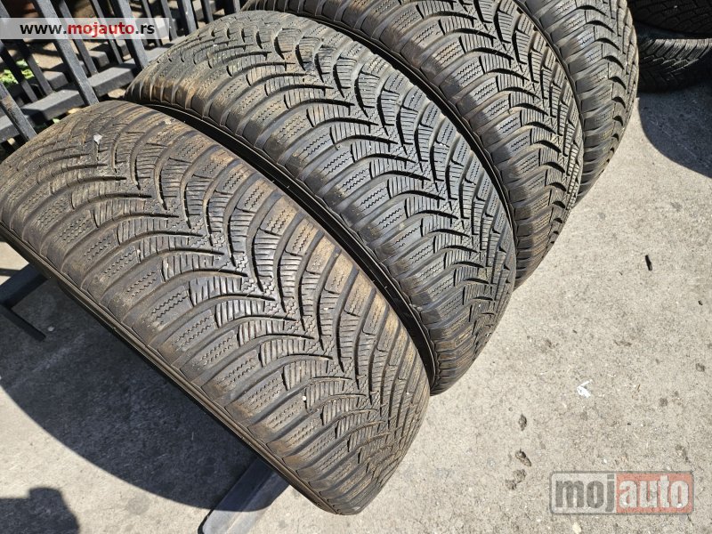 195-65-15 Hankook kao nove Odlicne m+s