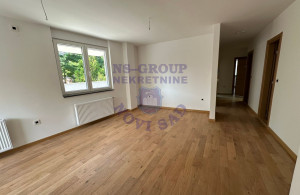 Prodajem Stan-Apartman, Bulevar Evrope
