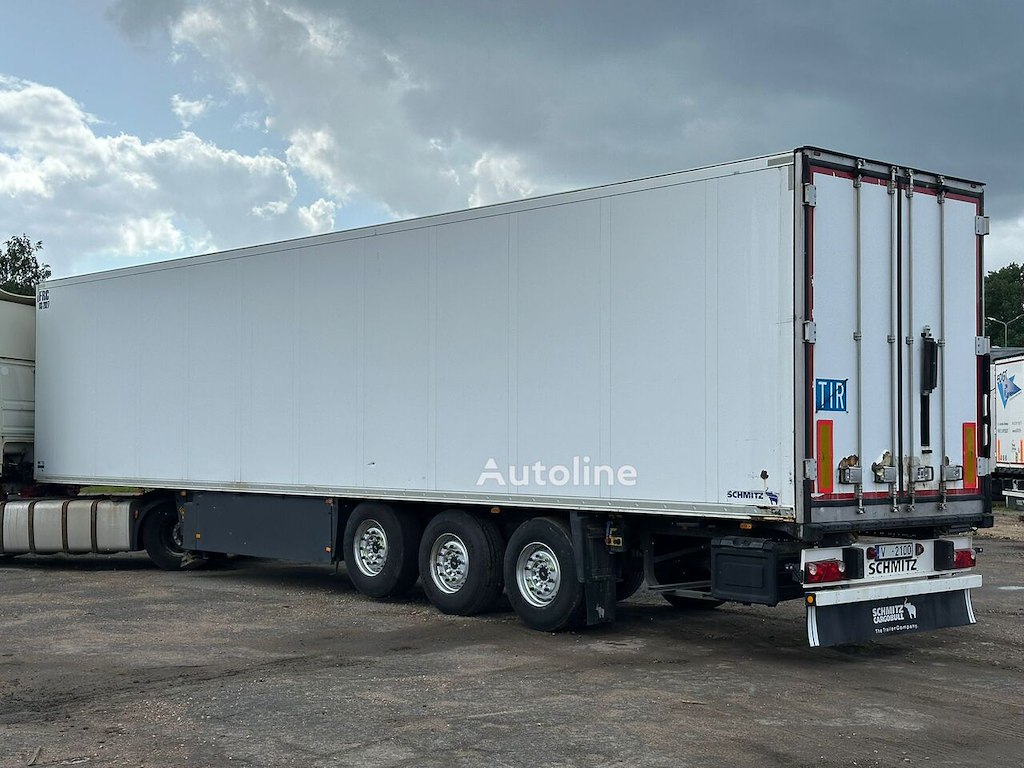 Schmitz Cargobull SKO 24 poluprikolica hladnjača