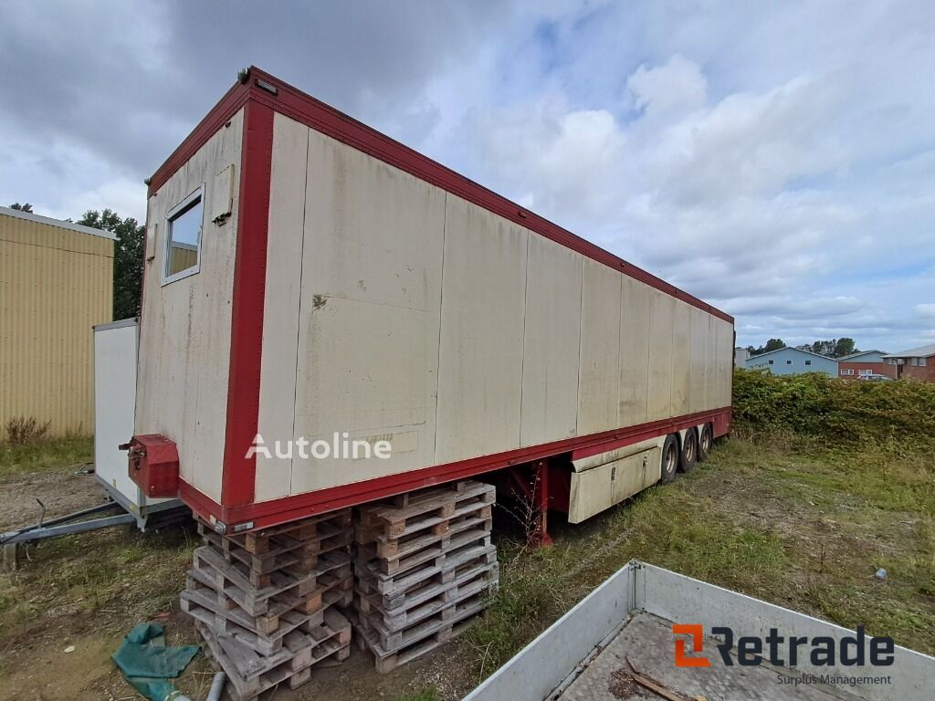 Prodaje se Schmitz Cargobull Trailer Schmitz Sættevogn m. kontor furgon poluprikolicu na aukciji