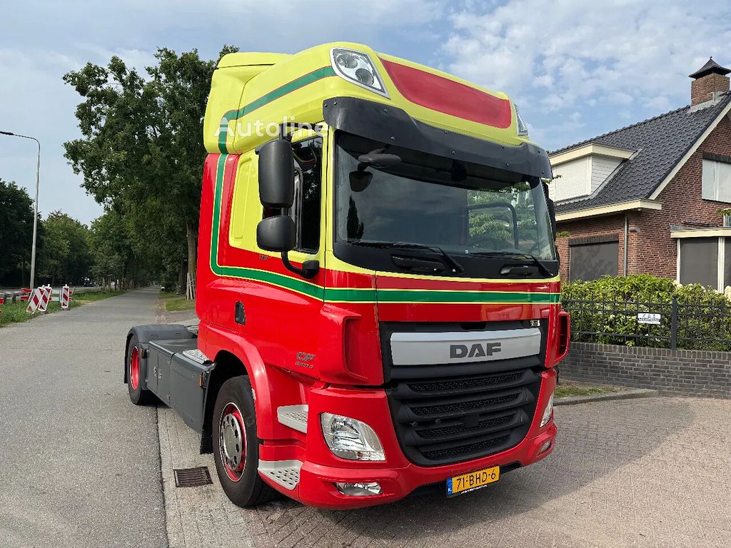 DAF CF 370 Spacecab tegljač