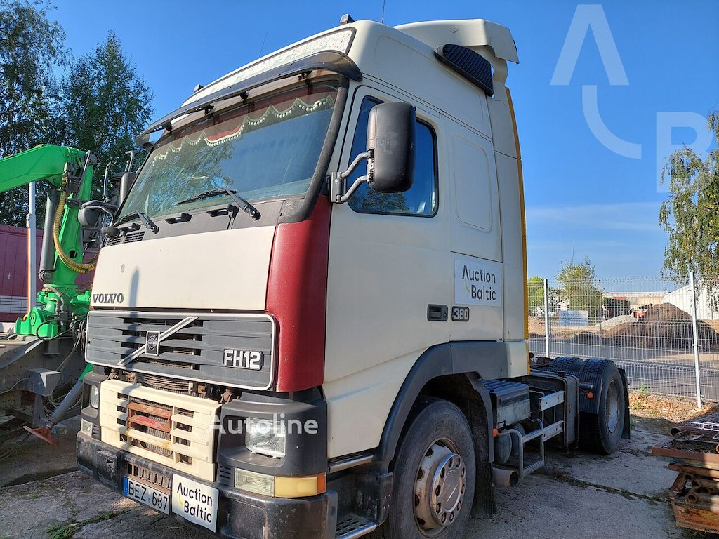 Prodaje se Volvo FH12 tegljač na aukciji