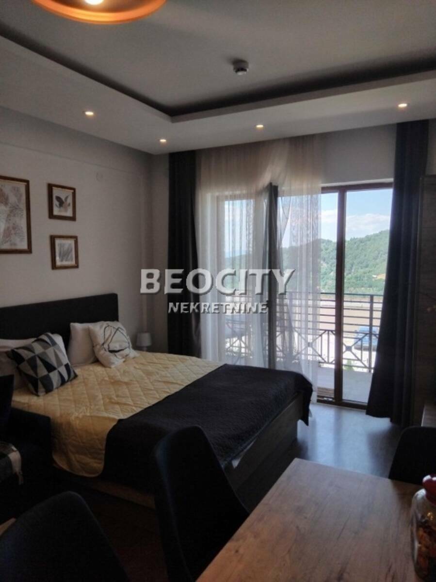 Raška, Kopaonik, Stevana Prvovenčanog, 1.0, 28m2, 69000EUR