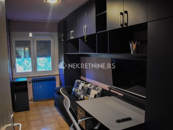 Namešten stan u Novom Železniku 3.0, 68m2 vlasnik