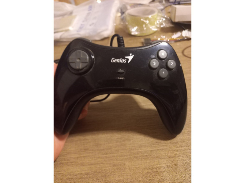 Genius kontroler