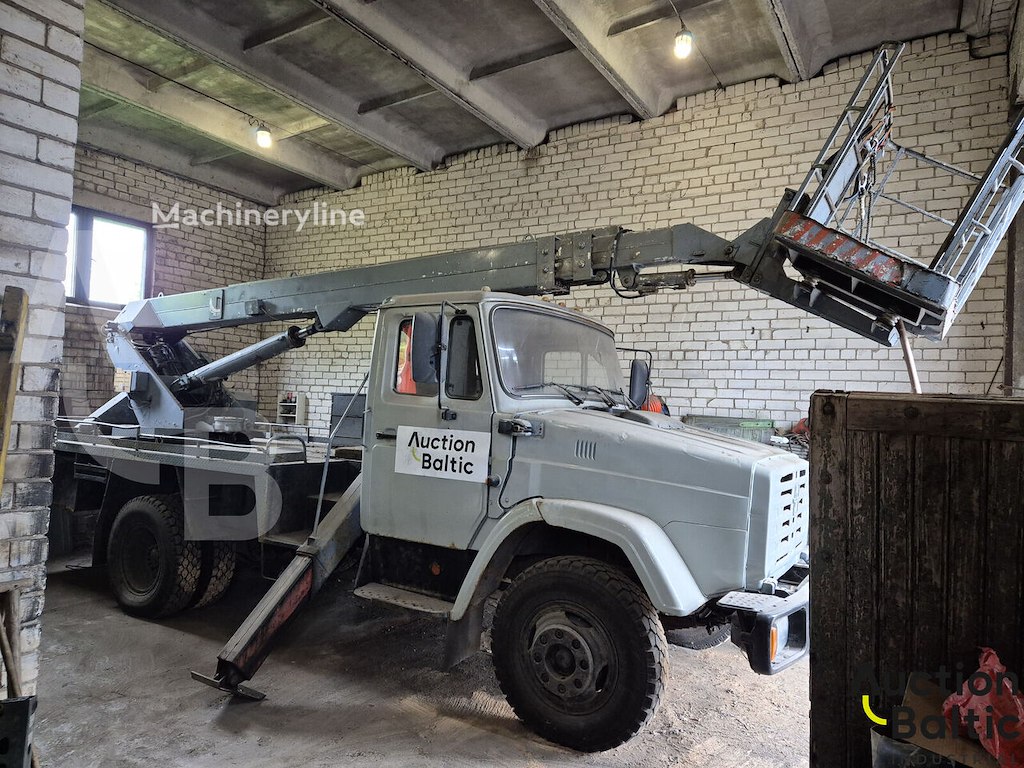 Prodaje se ZIL ZIL 433362 auto dizalicu s korpom na aukciji