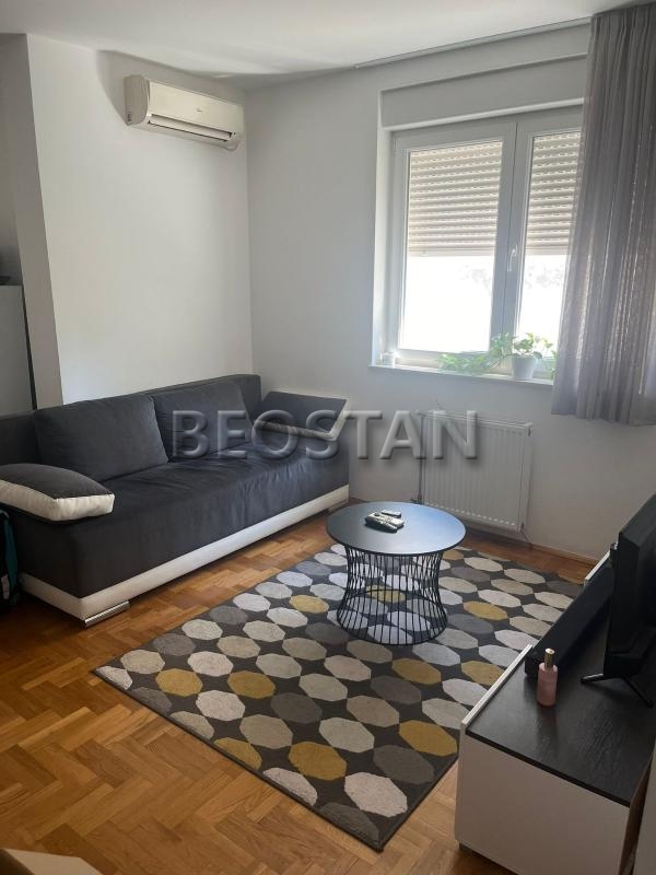 Širi centar - Novi sad #63648 600 €