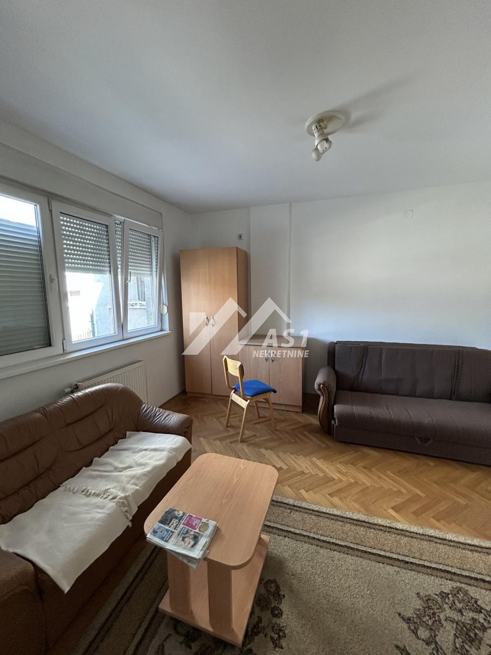 Izdajem prelepu garsonjeru na Grbavici !! ID#3240 260 €
