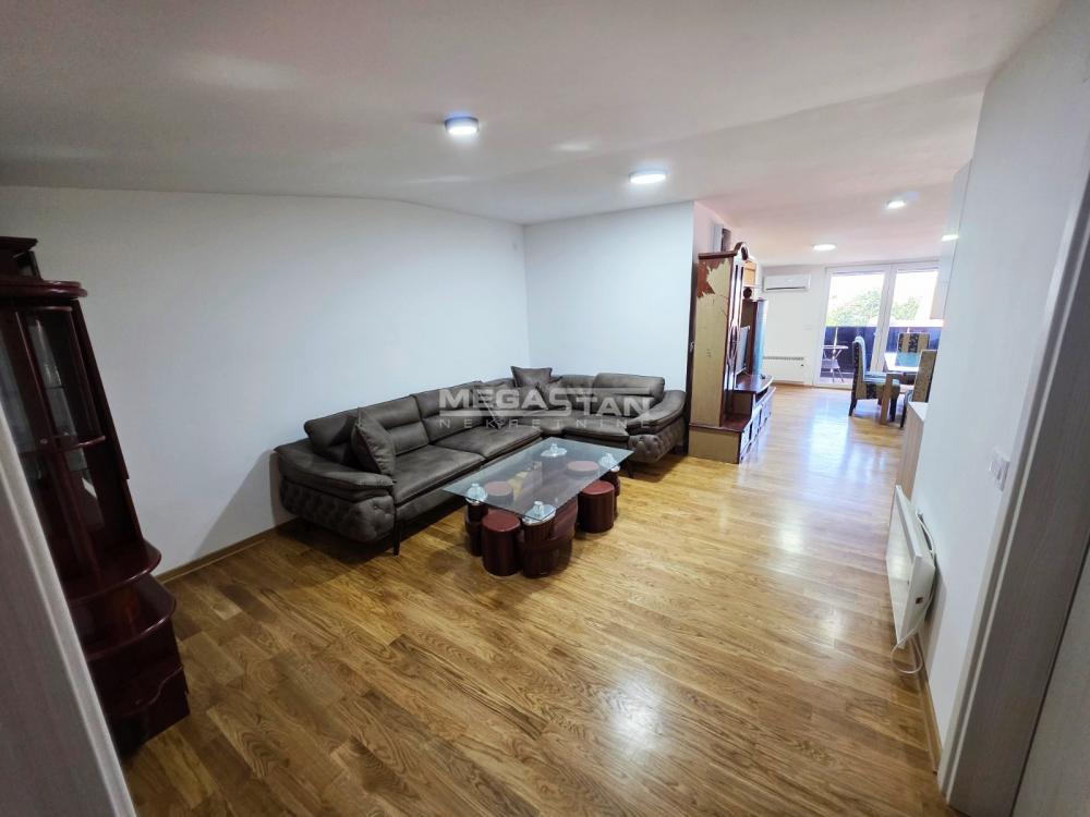 Lekino Brdo, nov, moderan 3.0, opremljen 800 €