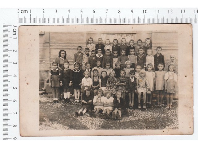 Đaci, učenici, škola, učiteljica