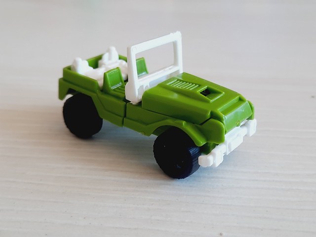 Zeleni džip kinder