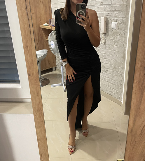 Blondy crna asimetrična haljina