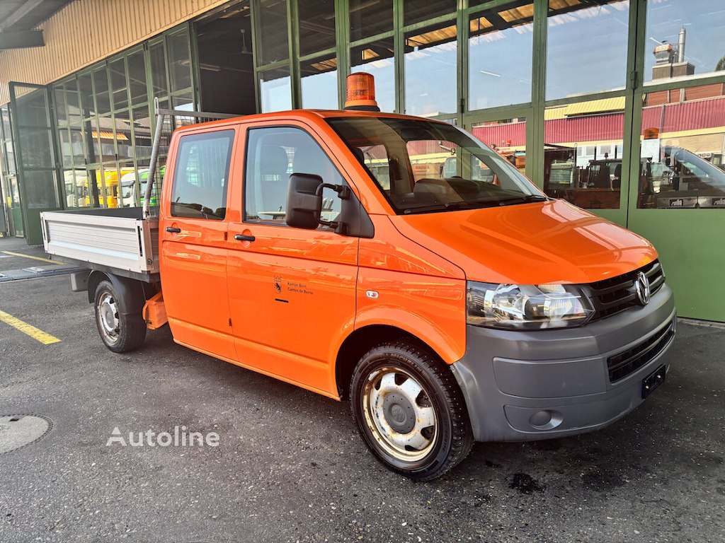 Volkswagen T5 Transporter kamion s ravnom platformom < 3.5t