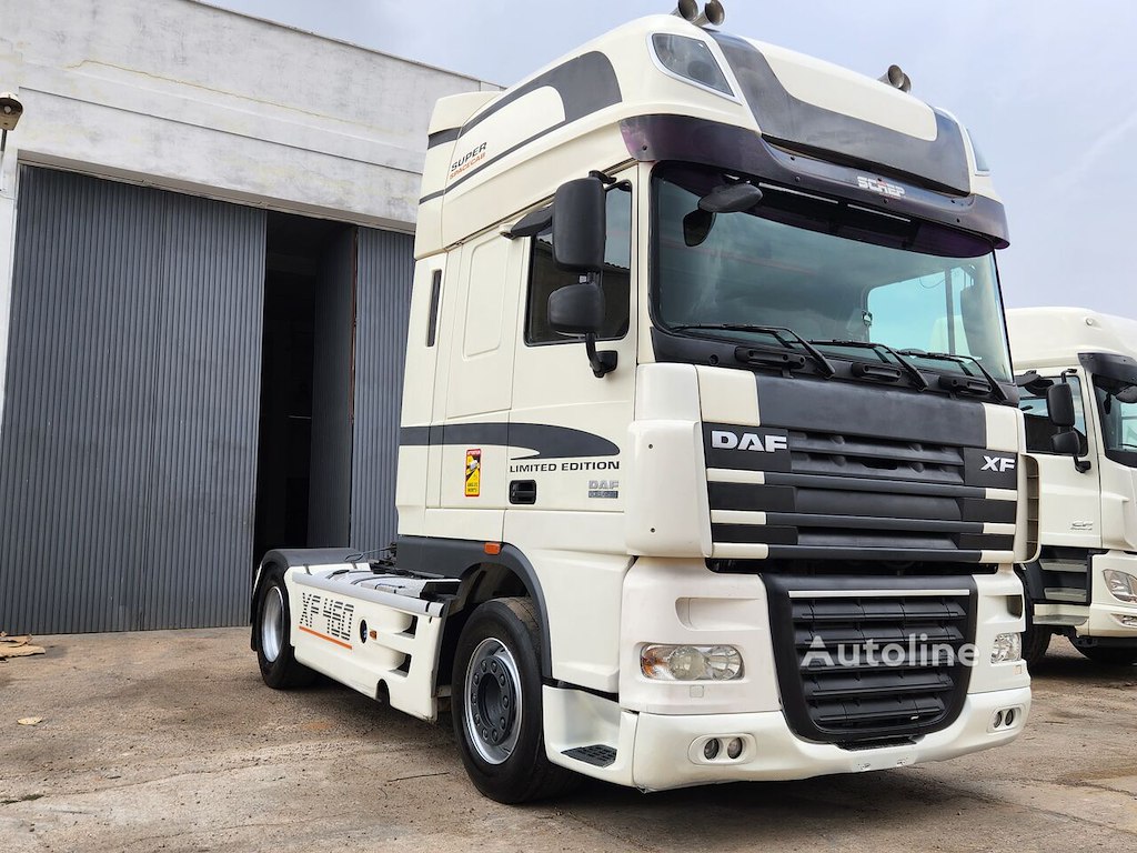DAF Xf105 .460 tegljač