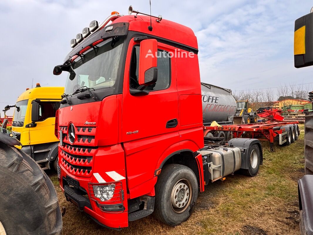 Mercedes-Benz AROCS 1848 tegljač