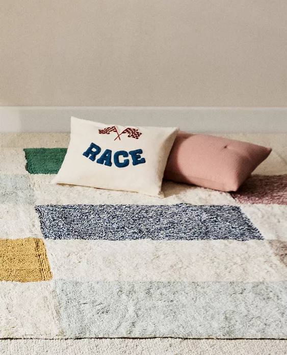 DEČJI TEPIH OD PAMUKA SA PATCHWORK DEZENOM