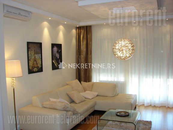 #28255, Izdavanje, Stan, CENTAR, 1500 EUR