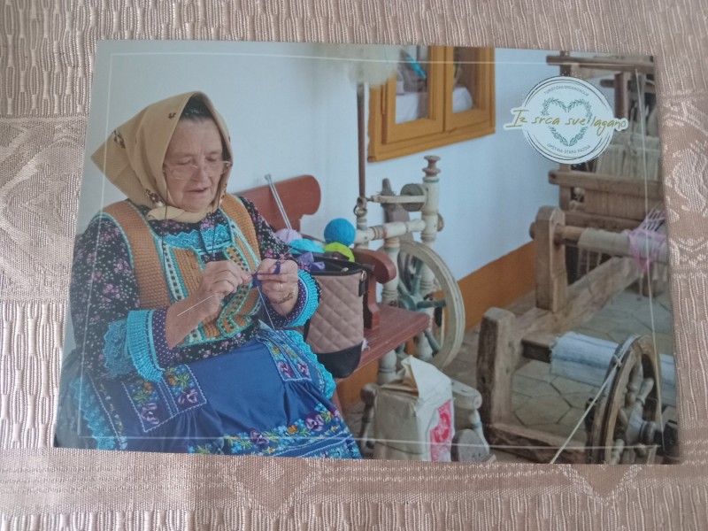 Stara Pazova - čista RETKO ogromna